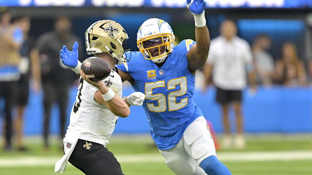 Chargers urged to find Khalil Mack replacement even after keeping him