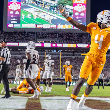 Tennessee Flips Heavily Coveted EDGE Hezekiah Harris From Auburn