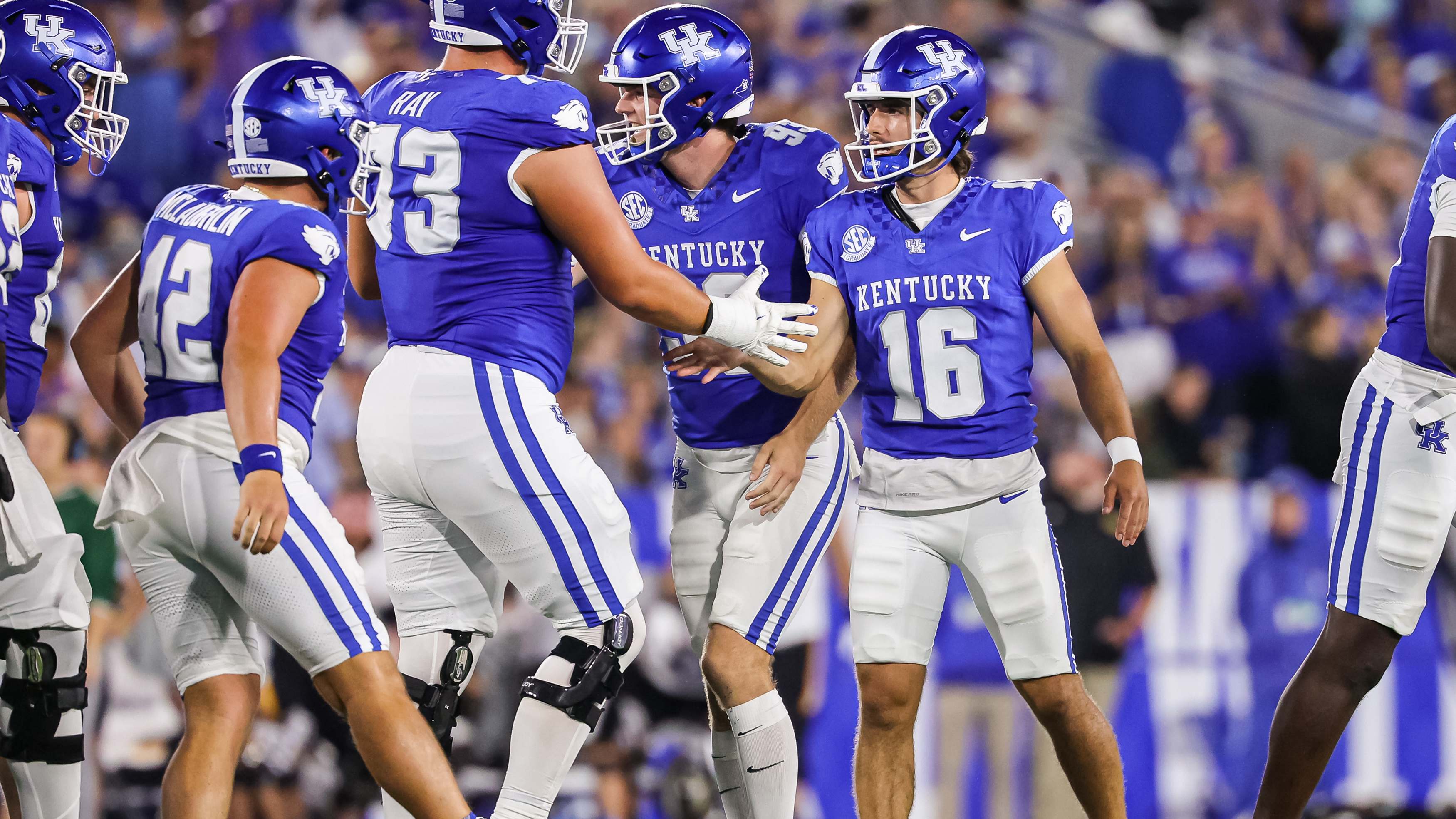 Go vote BBN! Kentucky football has a player of the year and finalist ...