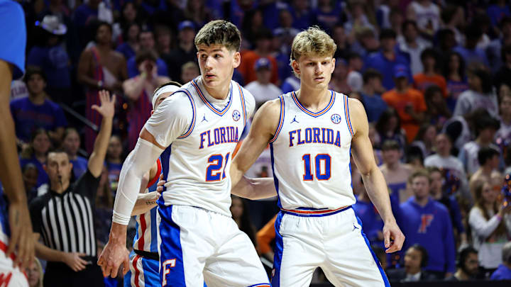 Gators Frontcourt Taking Leadership Reins for Title Defense Season
