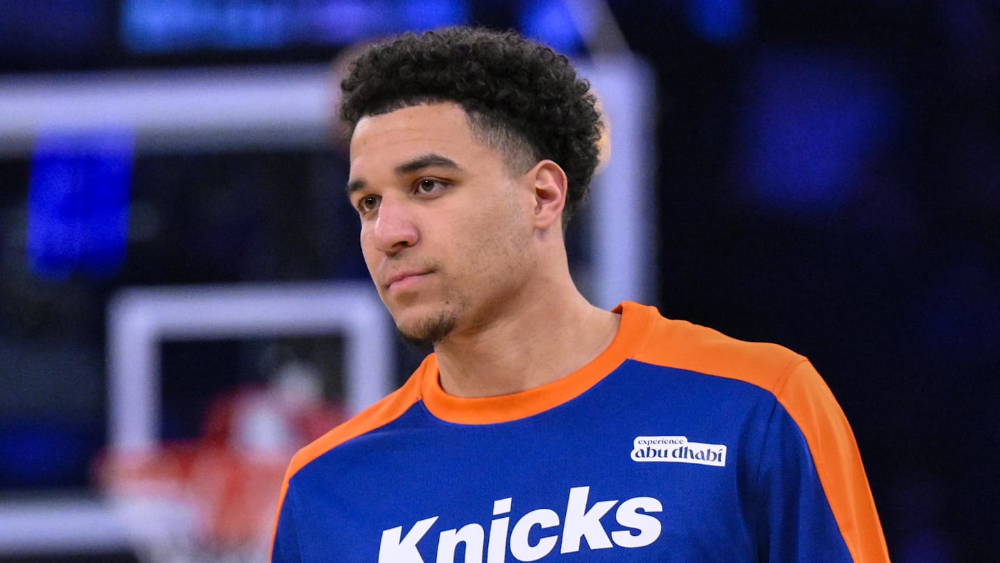 New York Knicks Make Two Center Signings