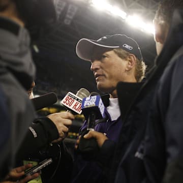 Brock Huard Clears His Throat, Intends to Coach With Son's Team