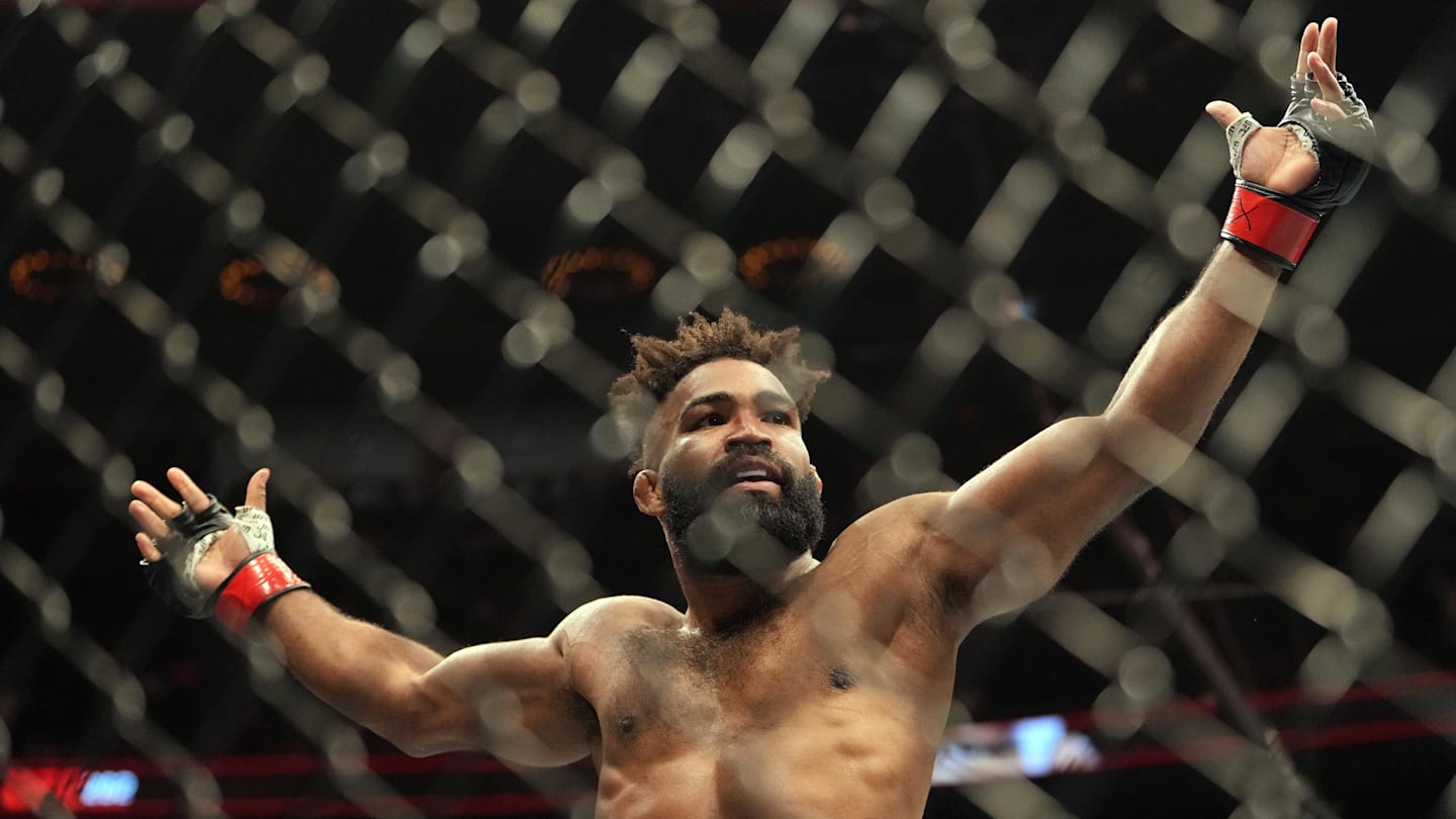 UFC Middleweight Accuses Opponent of Sending Spies to Fight Camp in Las ...