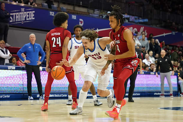 Highlights, Photos and Notes: Louisville Men's Basketball 98, SMU 73