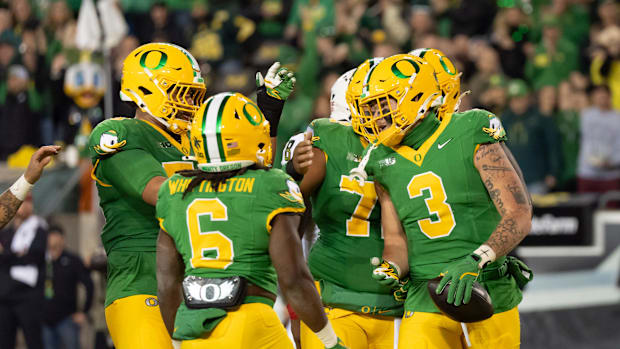 Terrance Ferguson's Message To Oregon Ducks Fans, Autzen Stadium Ahead ...