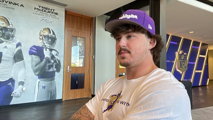 Durfee Is Healthy, Motivated As UW Fall Camp Opens