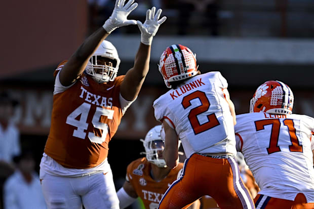 Another Longhorns Standout Sets Top-30 Visit With Denver Broncos