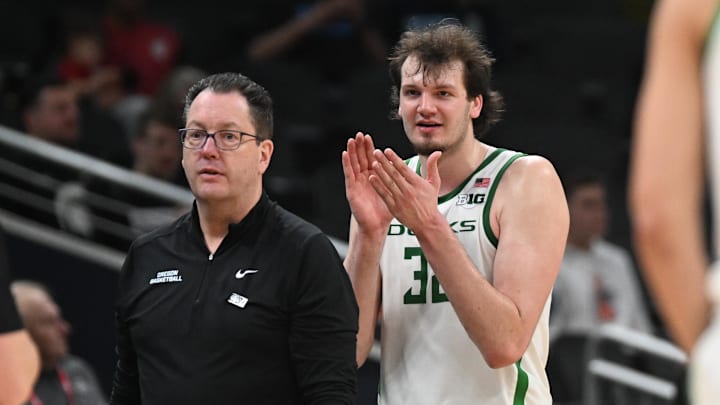 Oregon Ducks Star Center Nate Bittle Forgoes NBA, Returns For Fifth Season