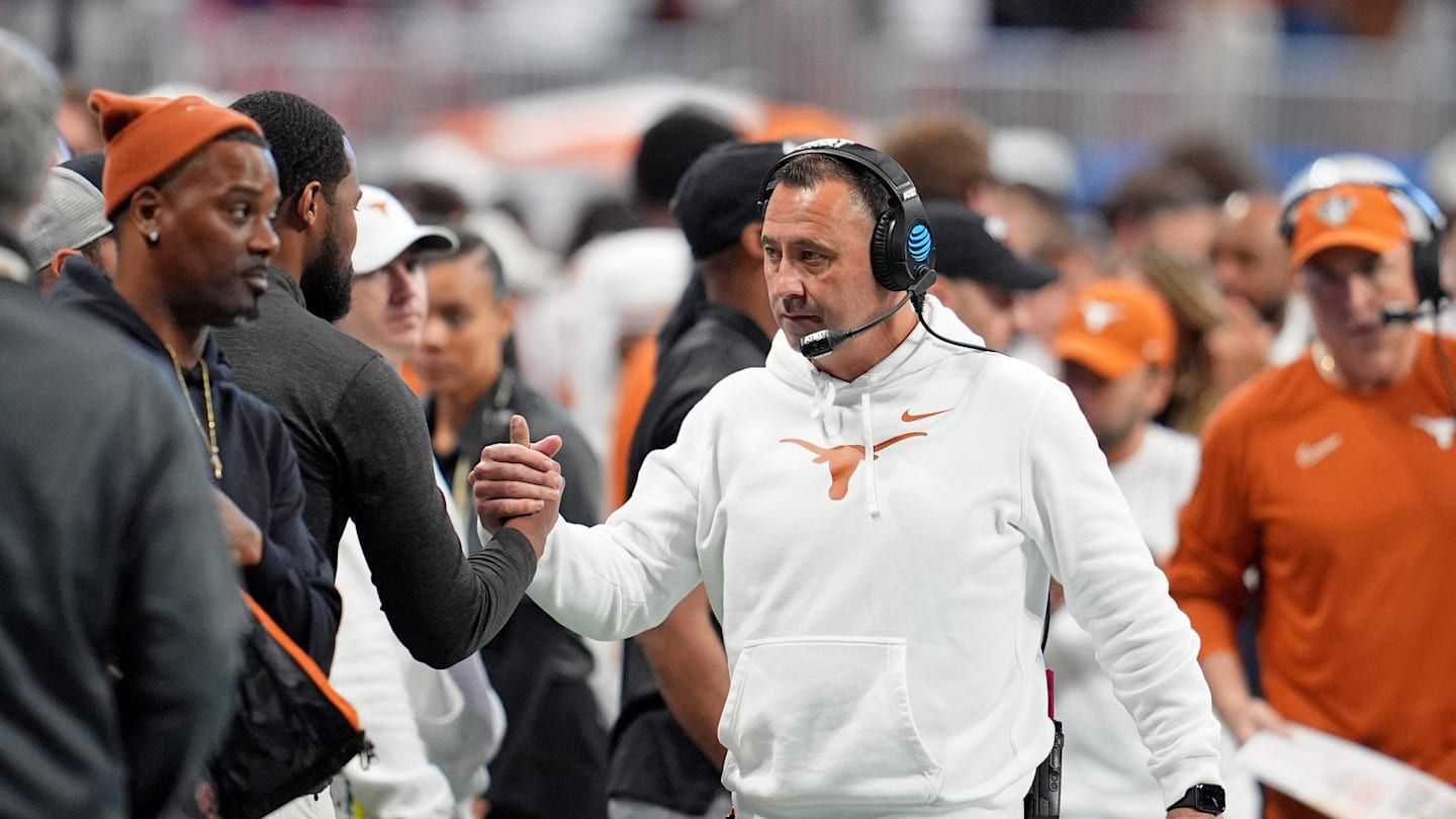 Texas Longhorns Looking to Make Early Move for 2028 Five-Star QB