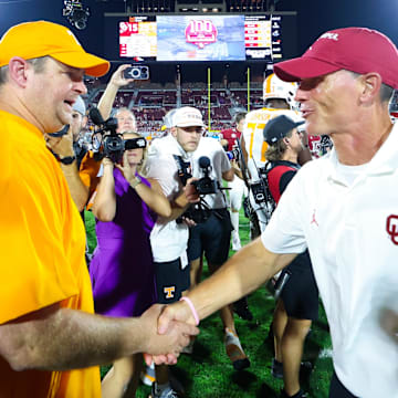 Oklahoma Flips In-State 5-Star OT Cooper Hackett