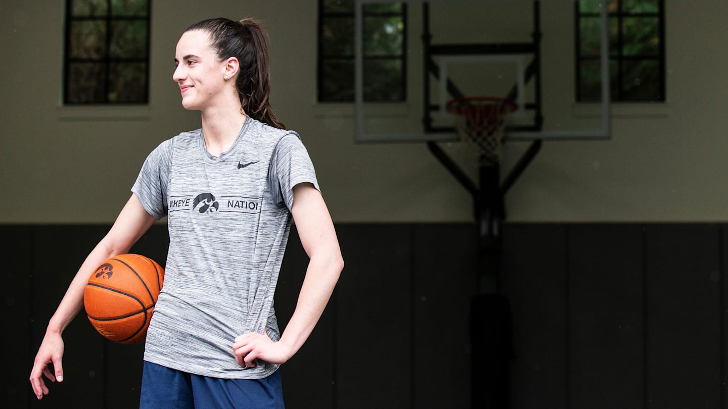 Caitlin Clark goes viral for new physique, jacked arms at NFL event