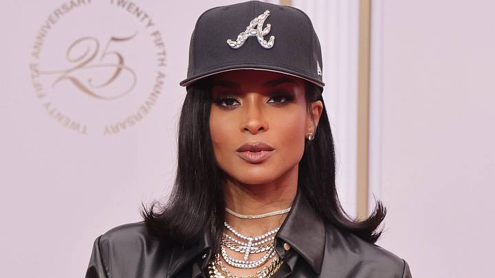 Ciara posts adorable photo with Kobe Bryant’s youngest daughter in ...