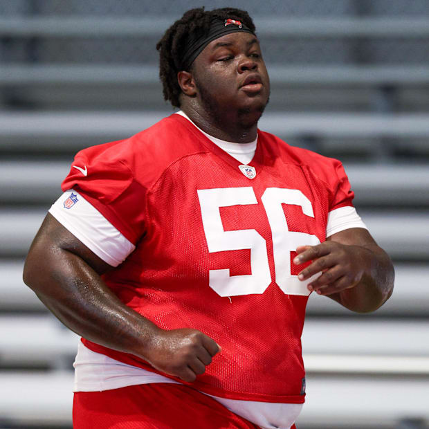 BREAKING: Florida Gators' 449-pound rookie gets bad news from ...