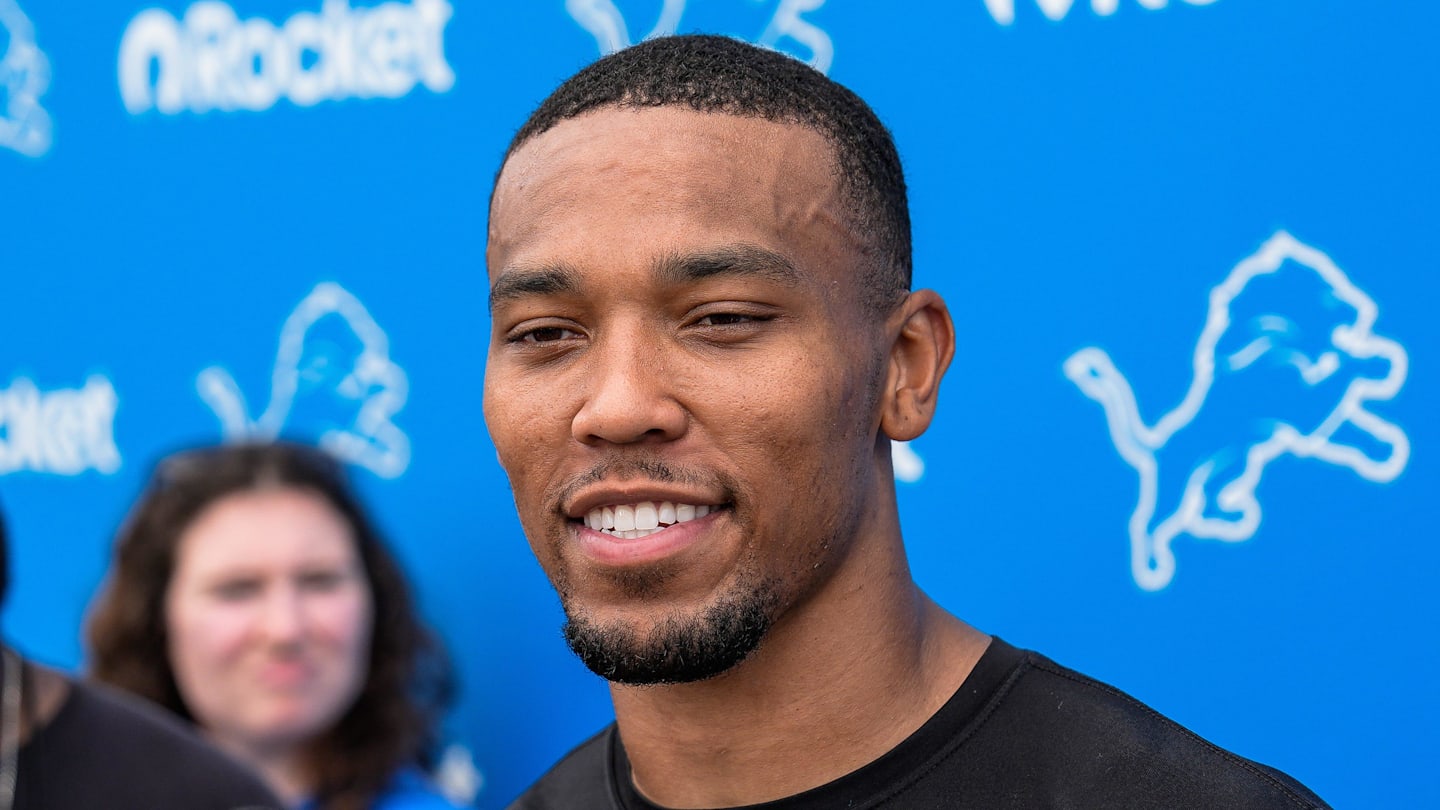 Amon-Ra St. Brown On Pace To Be First USC Trojan To Lead NFL In Impressive Stat