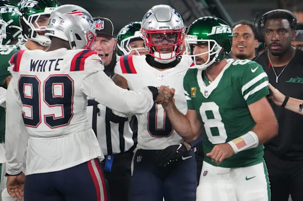 Former Buffalo Bill Ryan Fitzpatrick trolls Jets and Aaron Rogers with ...