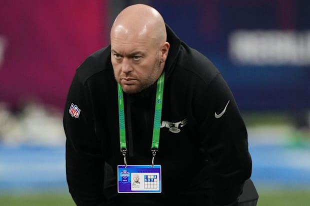 New Dallas Cowboys assistant wants players to take 'lungs on fire' approach