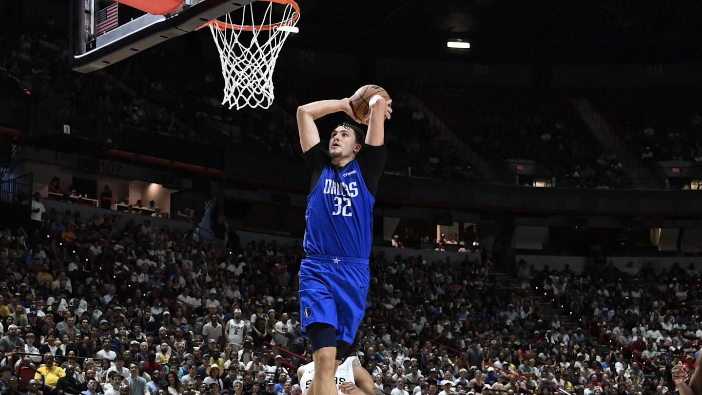 Cooper Flagg, Dallas Mavericks featured in NBA 2K26 trailer