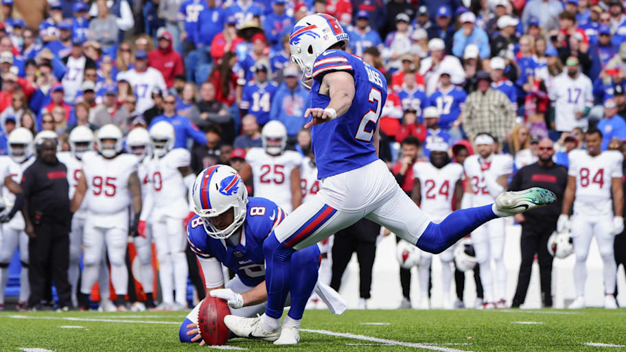 Bills' Tyler Bass keeps starting job for at least one more week