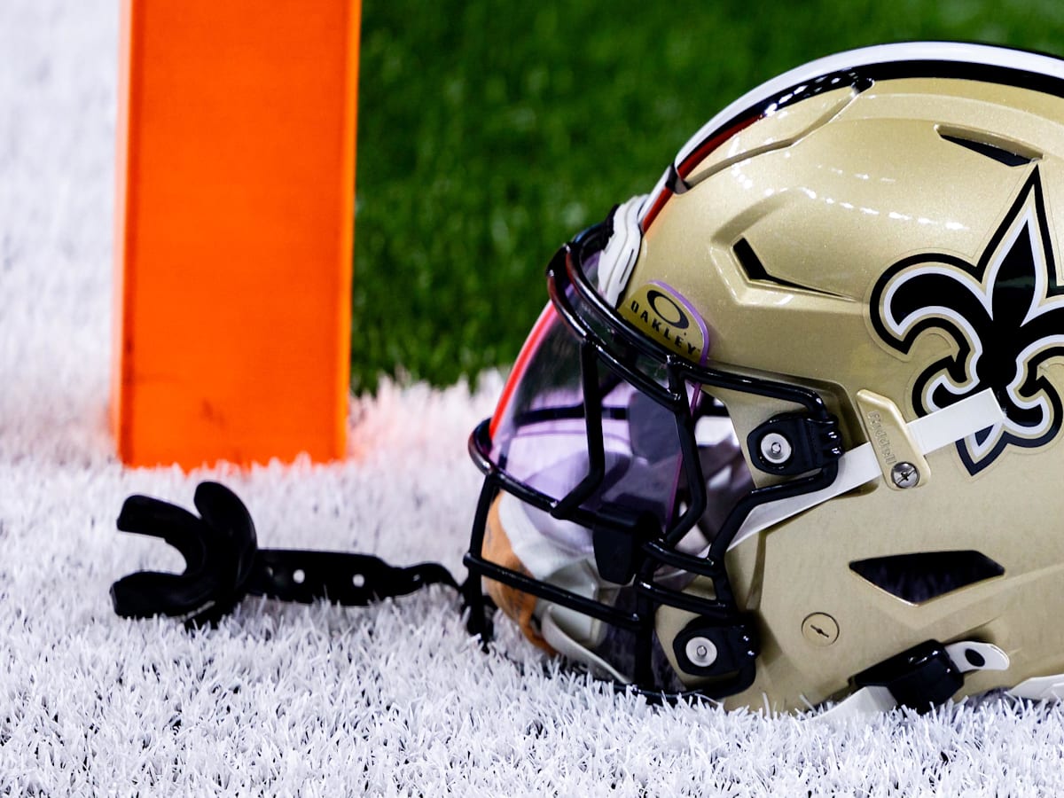 saints football helmet coloring pages