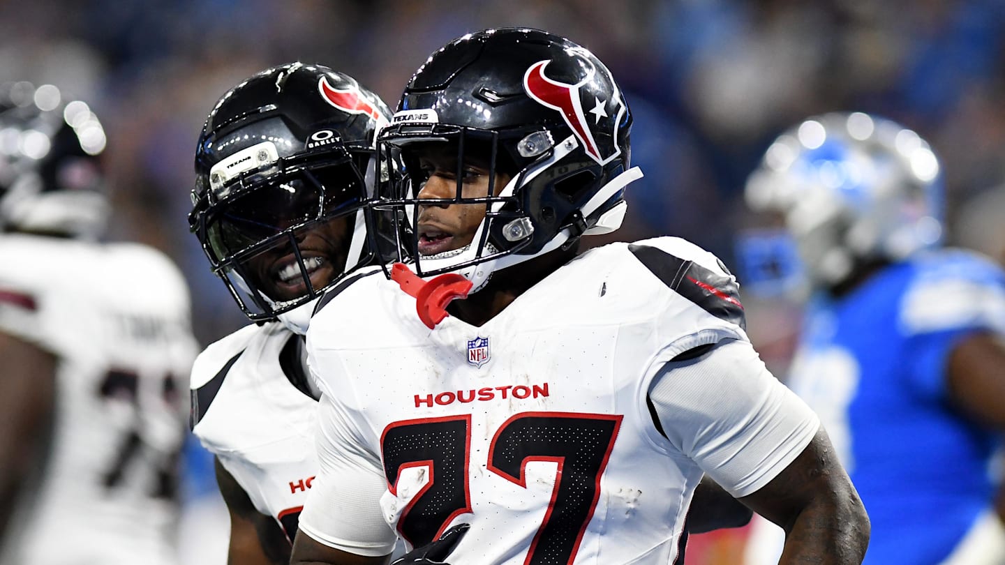 Woody Marks Climbing Fantasy Football Rankings Amid Joe Mixon Injury ...