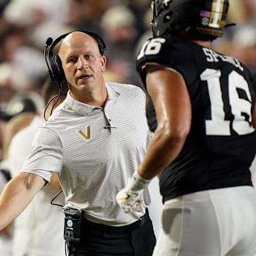 Vanderbilt Lands Commitment from 3-Star 2026 OL Tripp Skewes