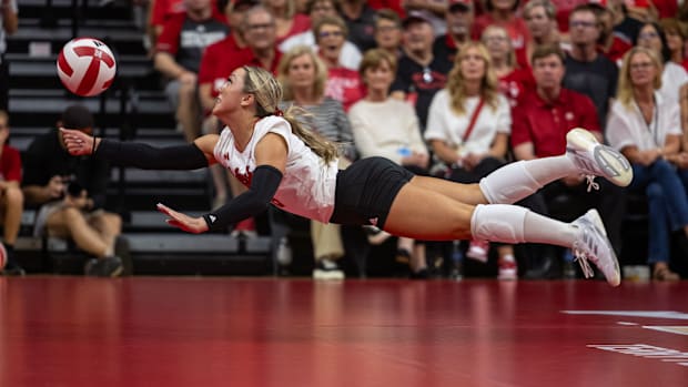 Nebraska Volleyball Remains Second in Latest AVCA Rankings