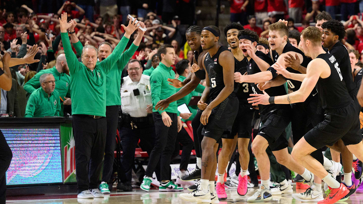 Tre Holloman Wins it at the Buzzer as No. 8 Spartans Down No. 16 ...