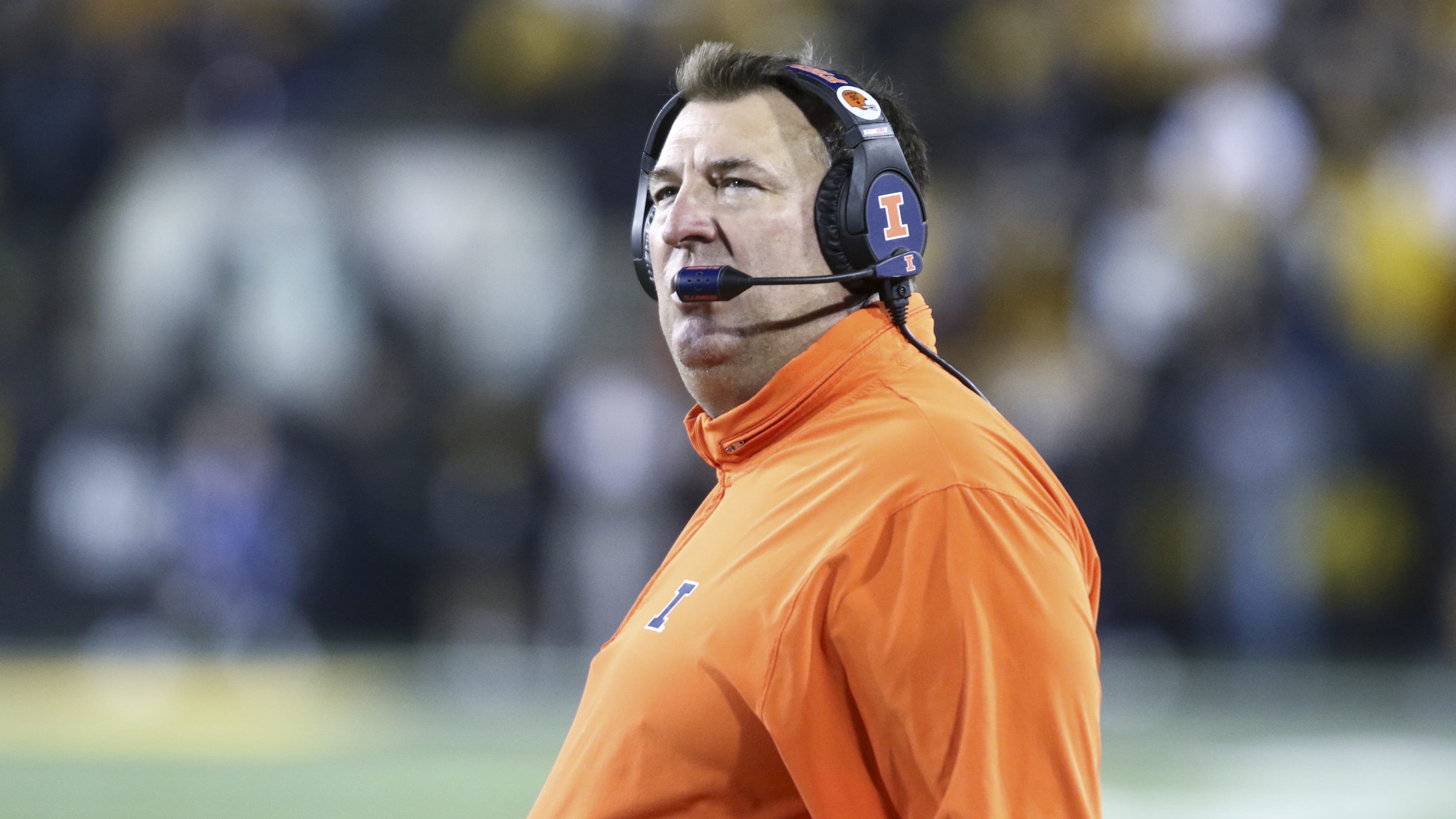 Illinois football adding great size, strength, and speed with Ohio edge ...