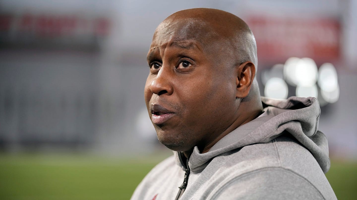 Oregon Sues Running Backs Coach Who Left for Ohio State Over Buyout Dispute