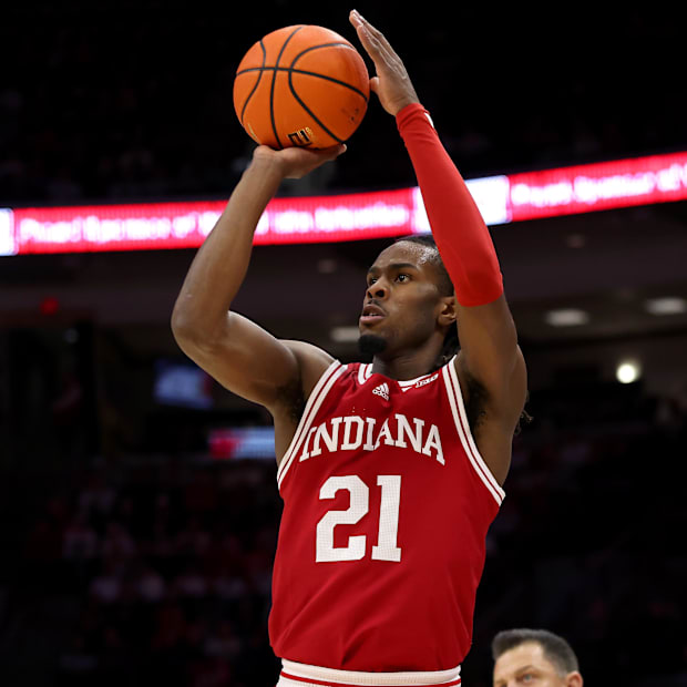 What’s Wrong With Mackenzie Mgbako? He’s Jump-Shot Dependent And Isn’t ...