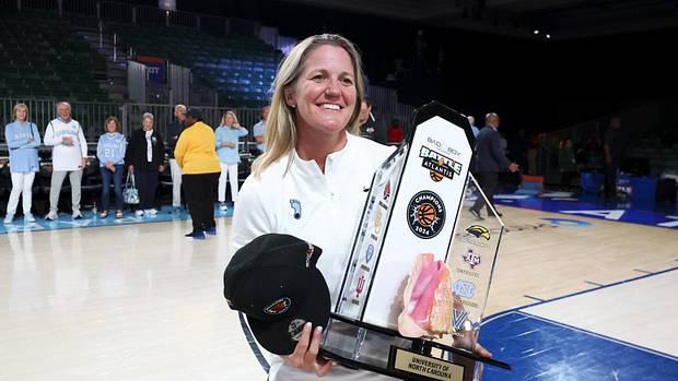 Courtney Banghart's Engagement With Fans Inside Carmichael Arena