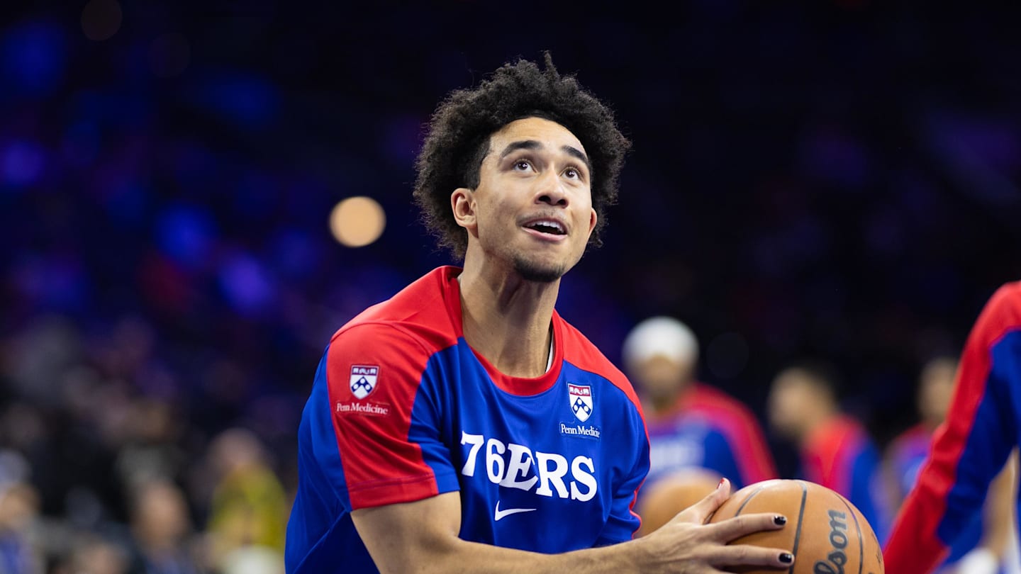 Jared McCain Tries Viral Social Media Trend on Philadelphia 76ers Vet
