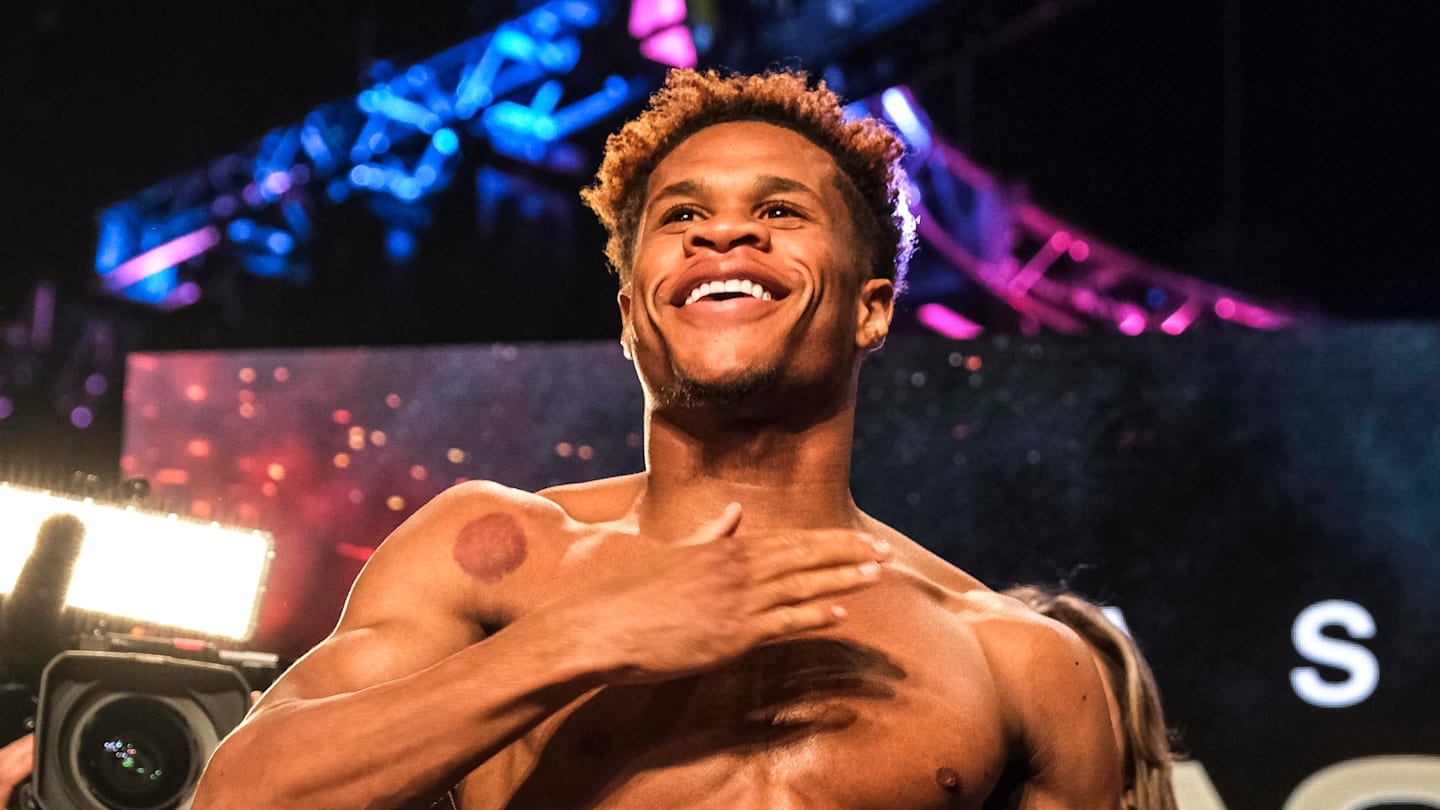 Devin Haney vs Teofimo Lopez Fight Collapses, Haney Hits Out At Lopez