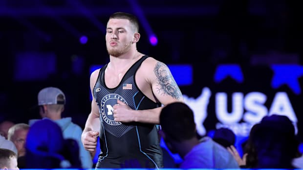 Former NCAA champion Michigan wrestler trying to earn a spot on the LA ...