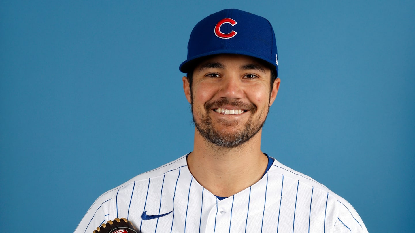 Blue Jays trade for Cubs LHP, extend QO to Chapman, add Mitch White to ...