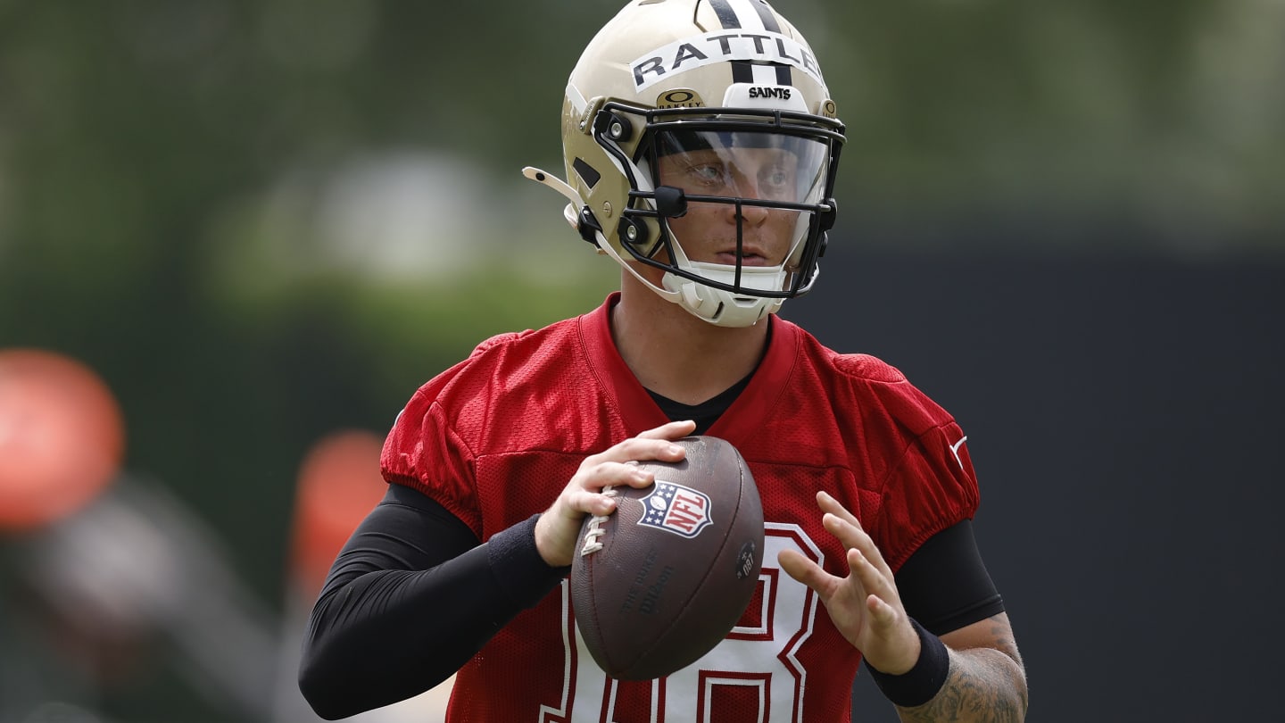 How big of a threat is Spencer Rattler to Derek Carr as Saints starting QB?