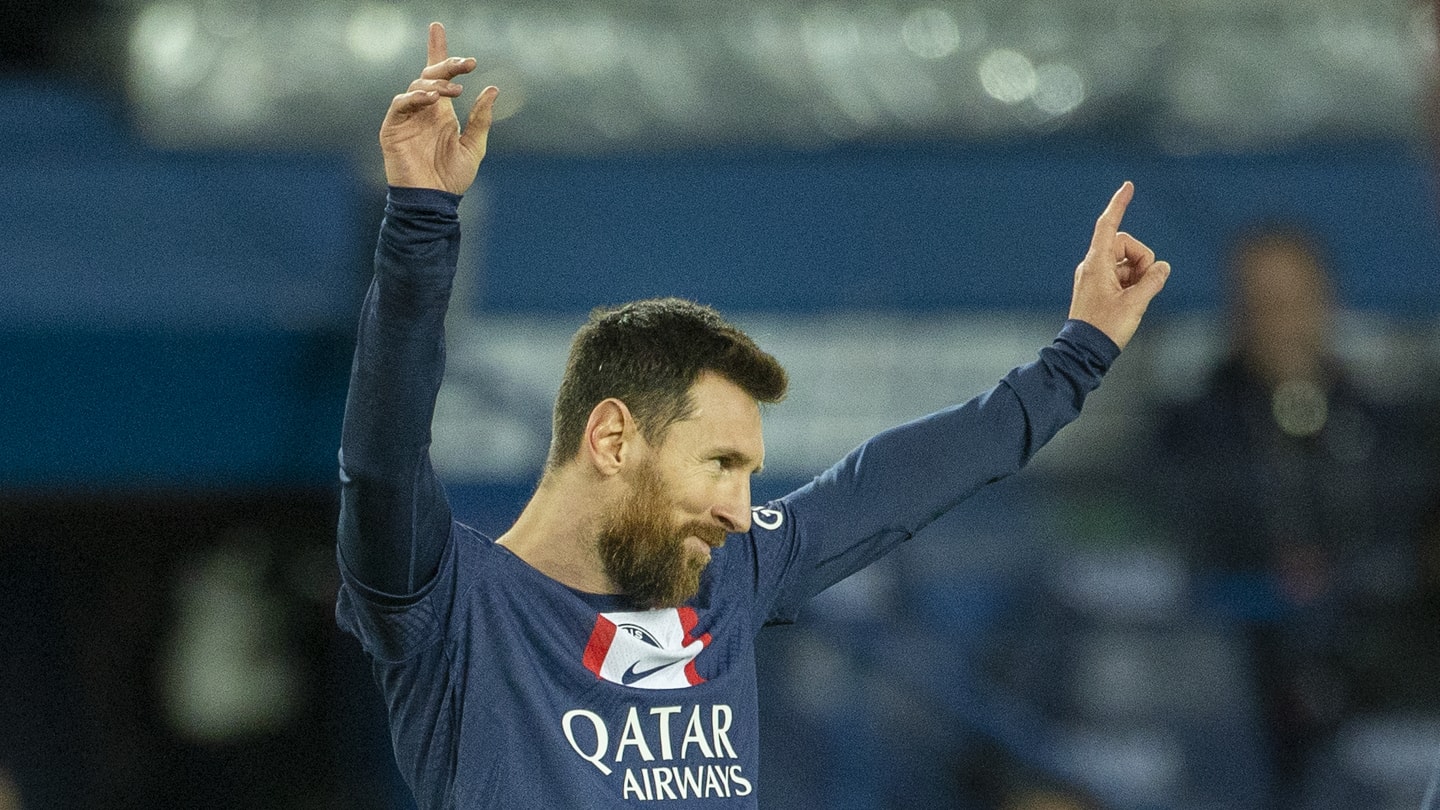 VIDEO : Le coup-franc sensationnel de Lionel Messi pour offrir la ...