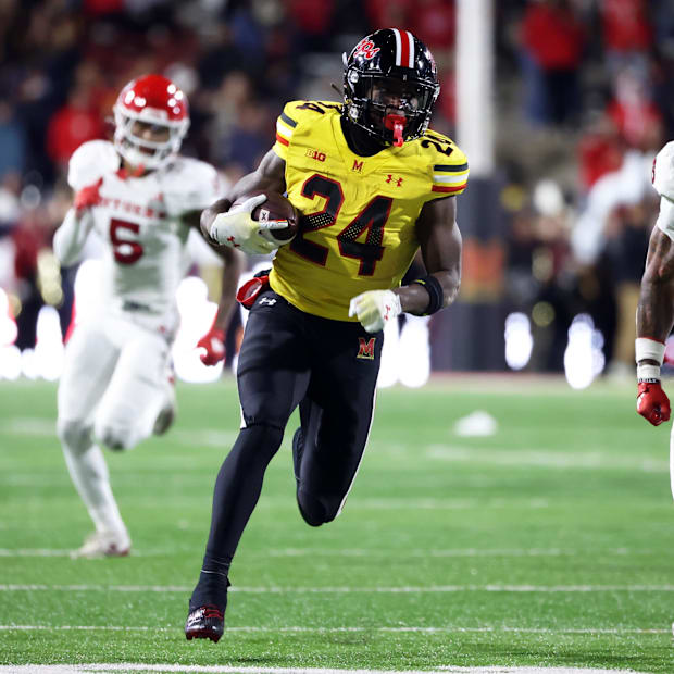 Bills predicted to replace James Cook with explosive 27-TD running back ...