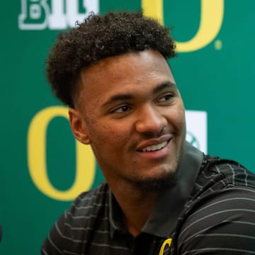 Oregon Football: Getting to Know Oregon Football's New Inside ...