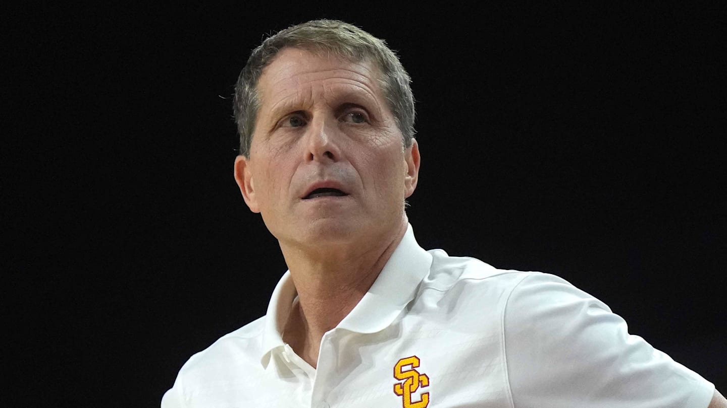 Meet The 7-Foot Brothers Who Turned Down Texas For USC Trojans In Recruiting Shock