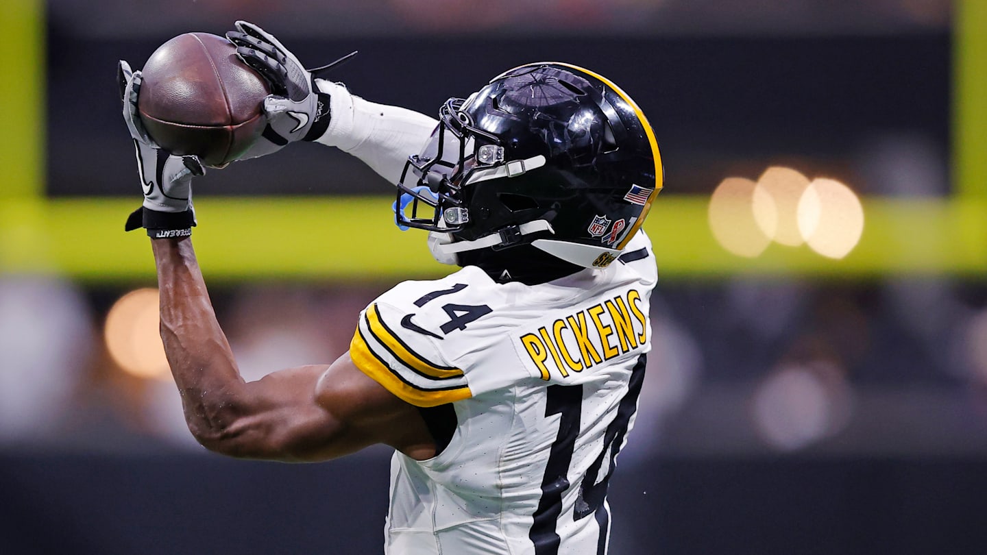 George Pickens proves he's the NFL's biggest football magnet with ...