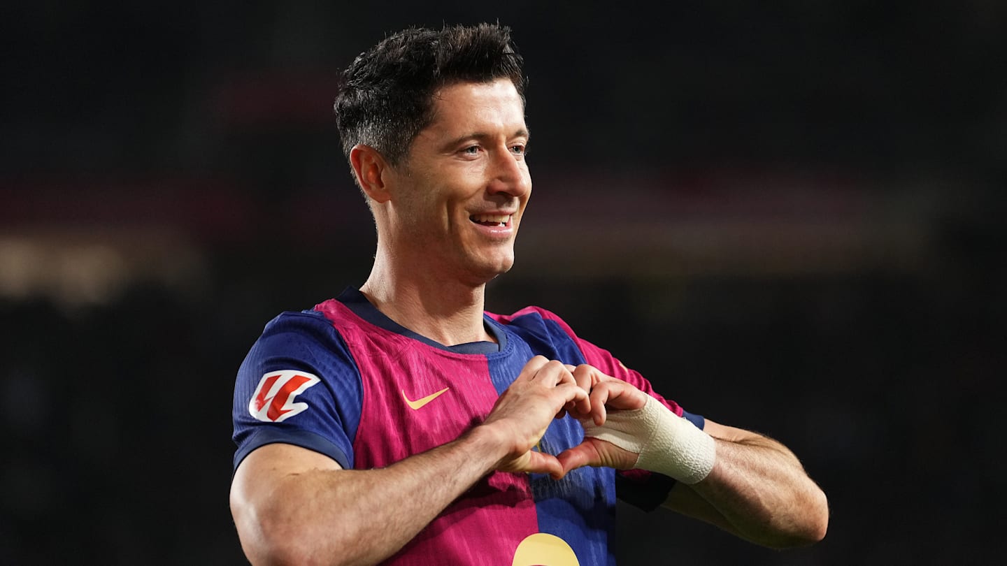 Barcelona make Robert Lewandowski contract decision Barcelona make Robert Lewandowski contract decision