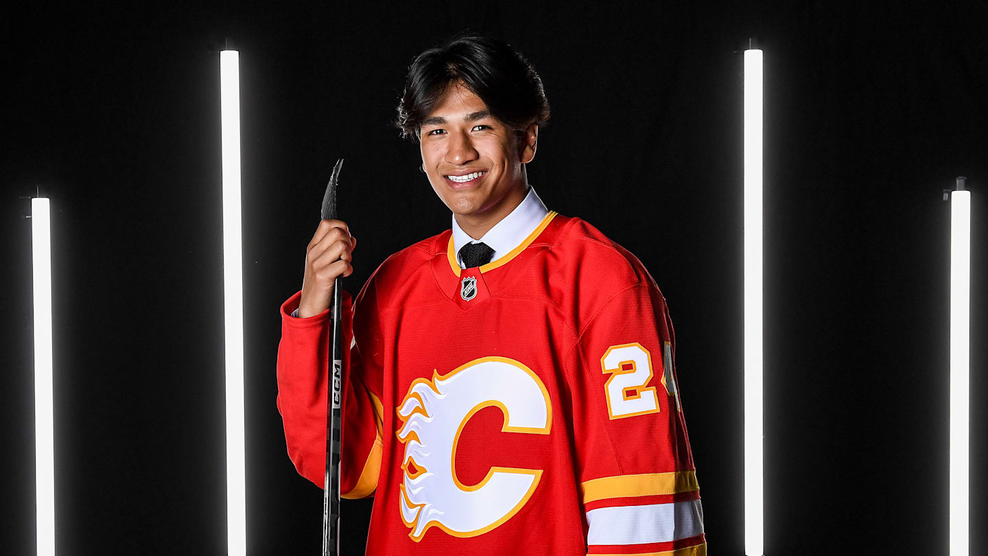 Three Calgary Flames prospects officially sign ELC's