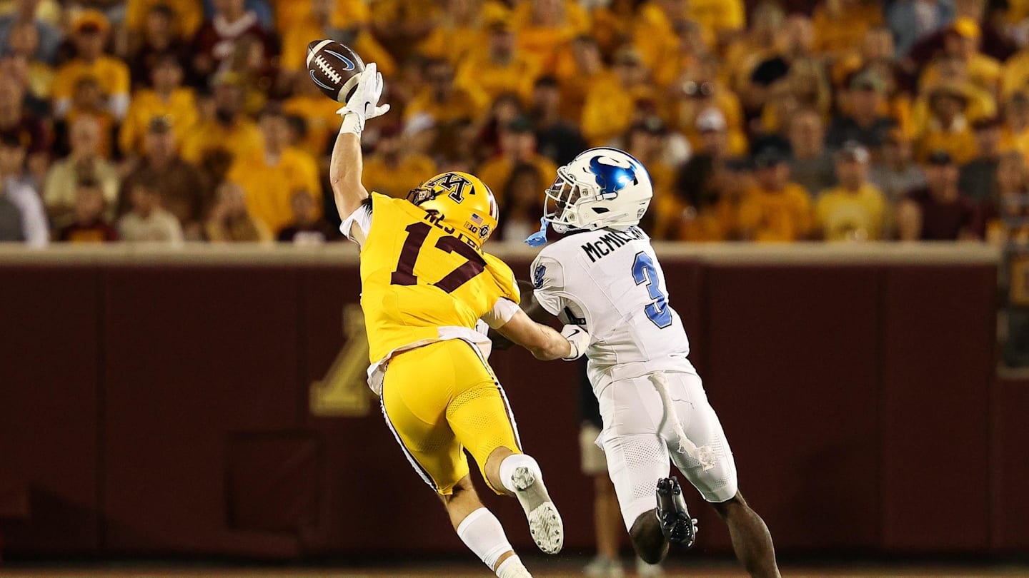 Watch: Gophers' John Nestor takes pick-six to the house on first play ...