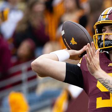 Gophers' Drake Lindsey already impressing as true freshman