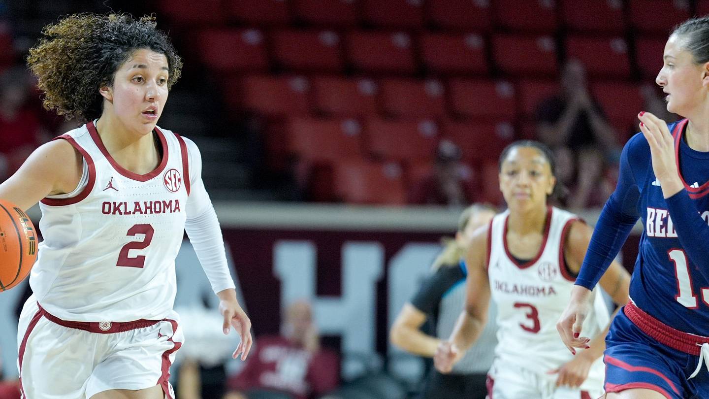 Oklahoma Needs Freshman Aaliyah Chavez to 'Just Go Play' Against No. 3 UCLA