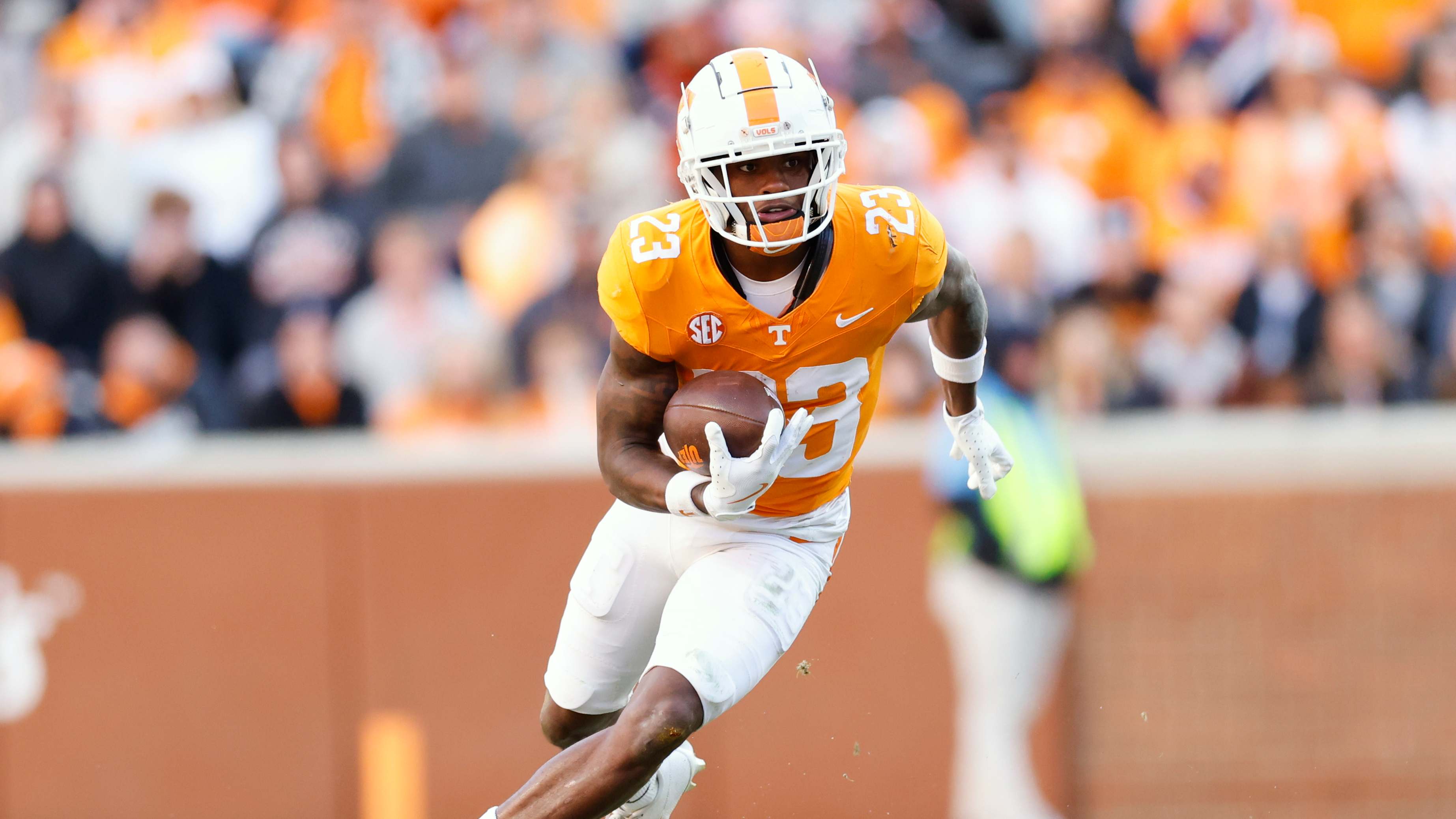Tennessee safety Boo Carter snubbed from True Freshman All-American honors