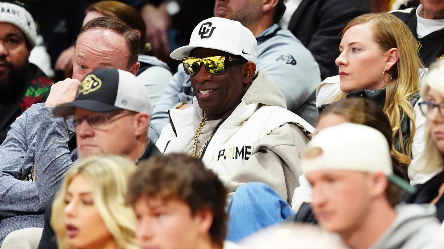 Deion Sanders surprises daughter Shelomi, praises 'epic' HBCU atmosphere