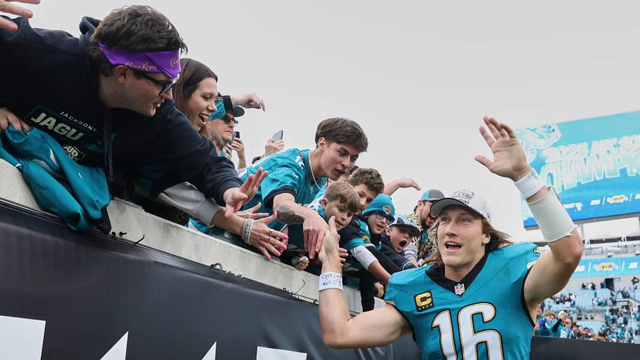 Trevor Lawrence was Rightfully Rewarded for His Stellar Season | Yardbarker