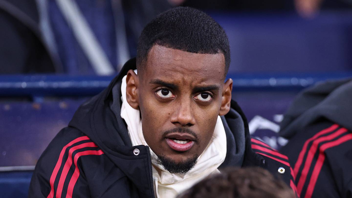 New Alexander Isak Injury Update a Worry for Struggling Liverpool